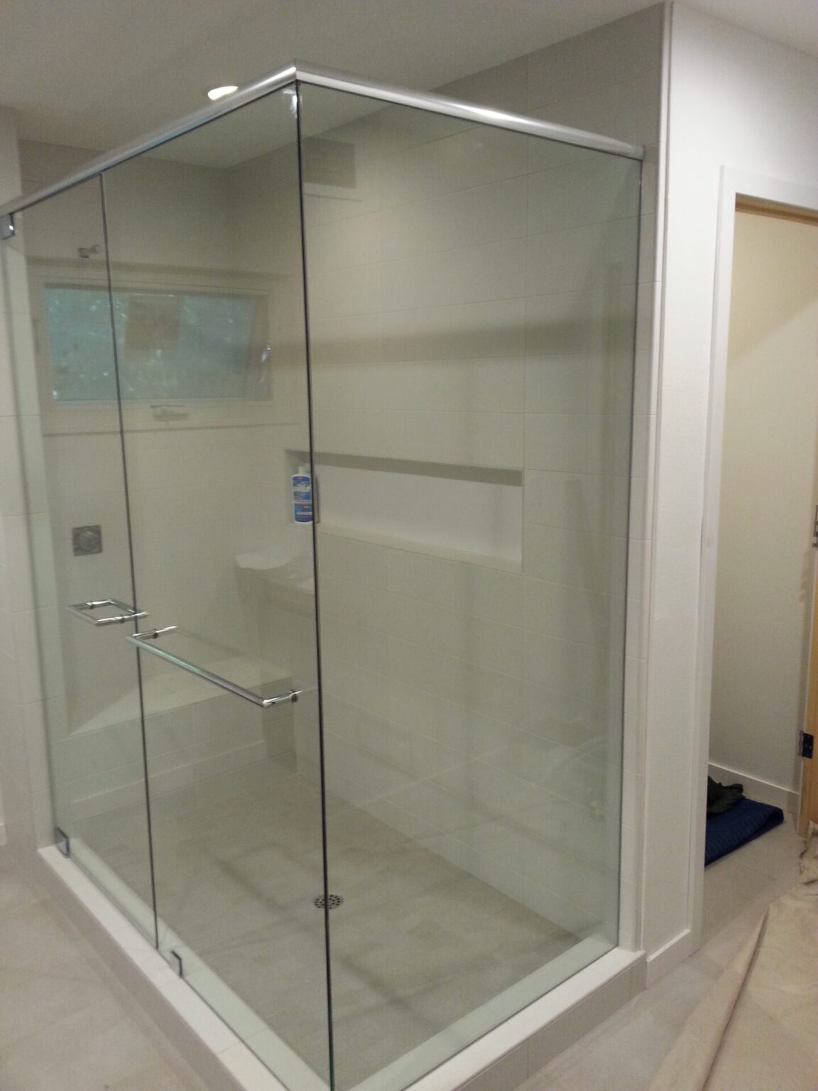 Frameless w/Support Headers – Accent Shower Door