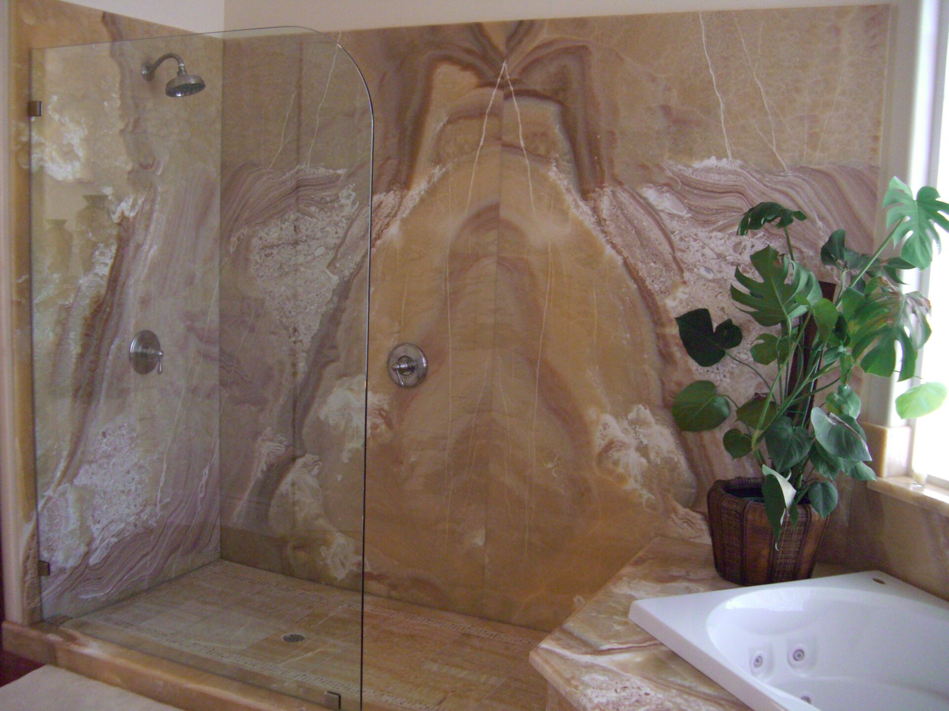 Shower & Tub Shields – Accent Shower Door