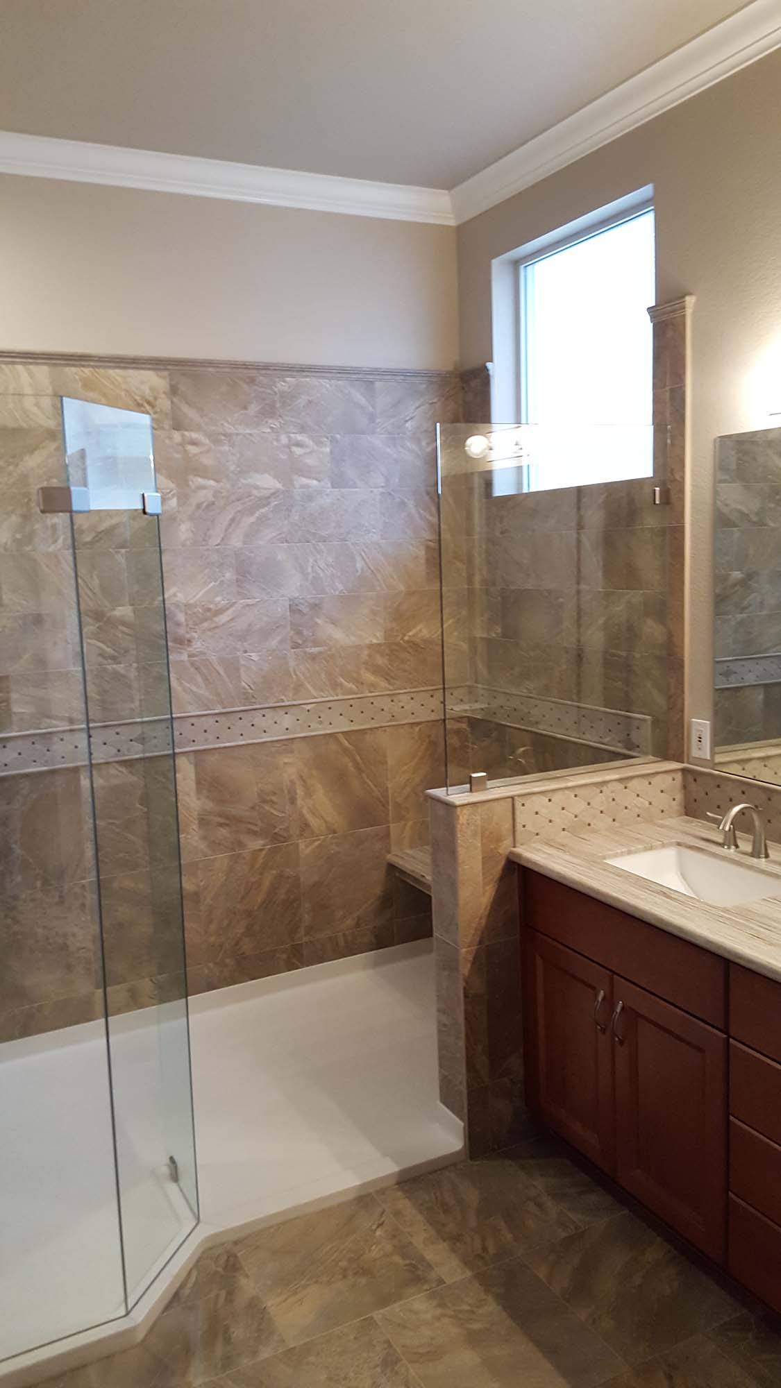 Shower & Tub Shields – Accent Shower Door
